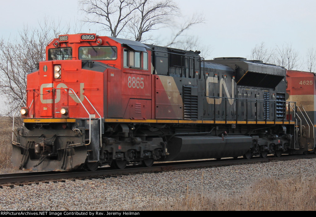 CN 8865 (1)